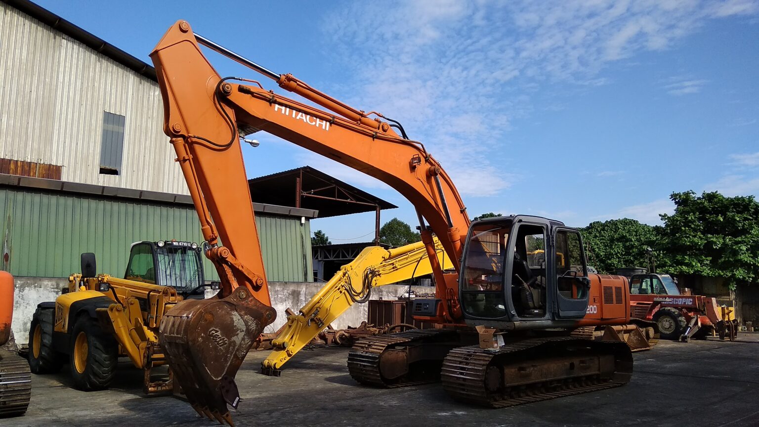 Excavator Hitachi EX200-5 - for rent and for sale